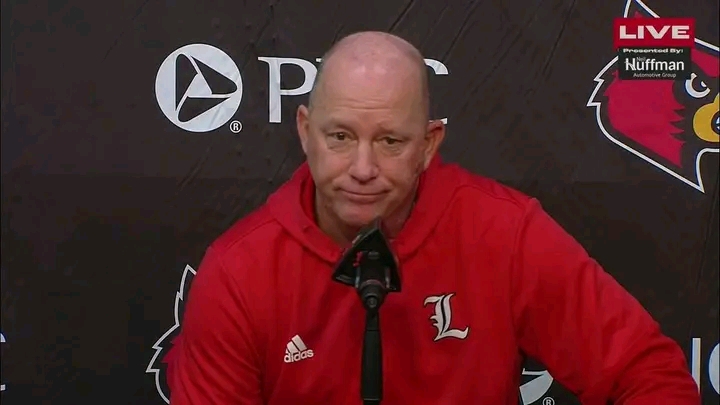 BOMBSHELL ANNOUNCEMENT: Louisville head coach Jeff Brohm in tears as he ...